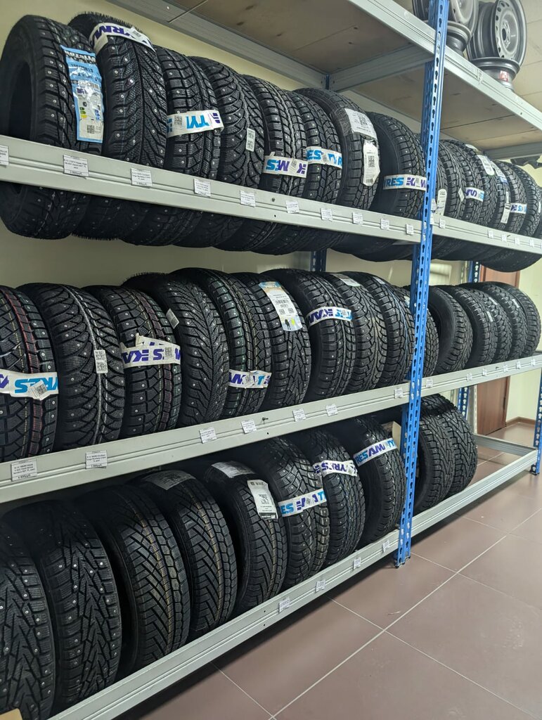 Otomobil yedek parçaları MKS-parts, Kasli, foto