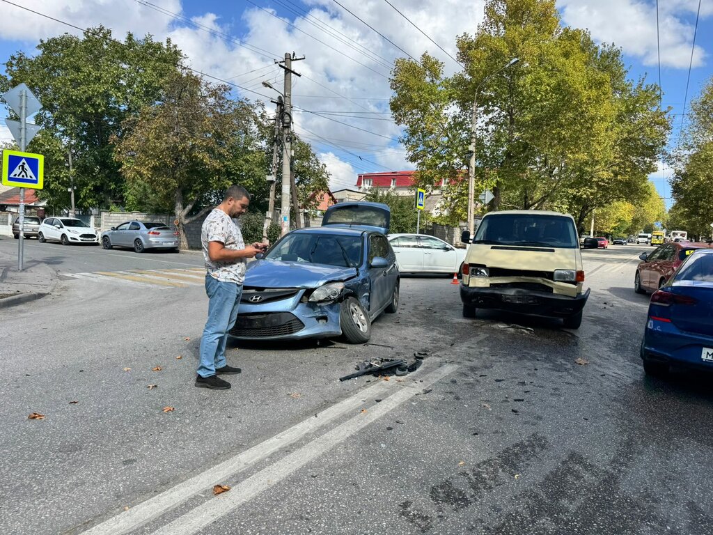 Trafik güvenlik müfettişi Emergency Commissar Simferopol, Simferopol (Akmescit), foto