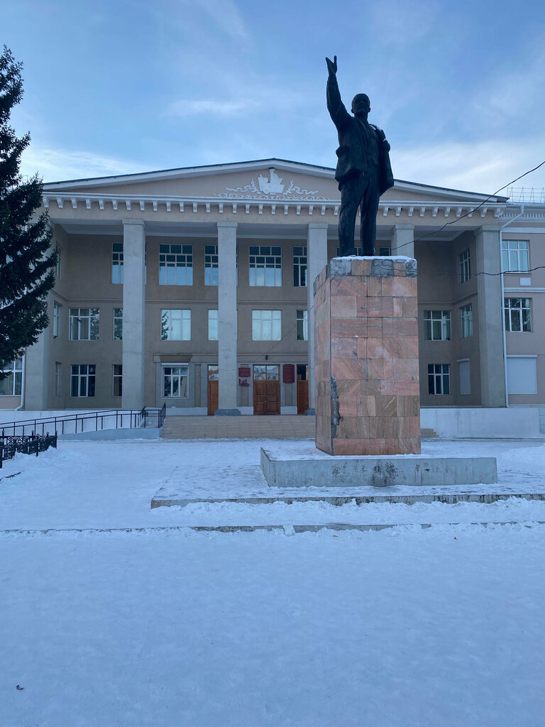 Anıt, heykel В.И. Ленин, Zakamensk, foto