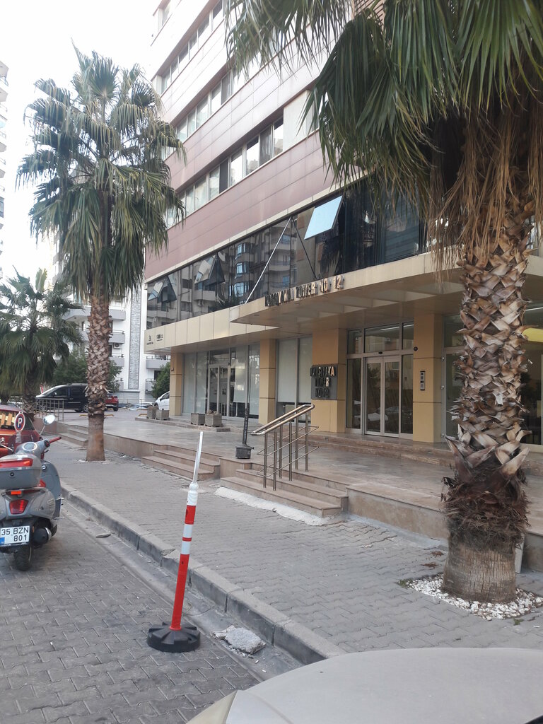Gayrimenkul yönetimi Turyap Bostanlı, İzmir, foto