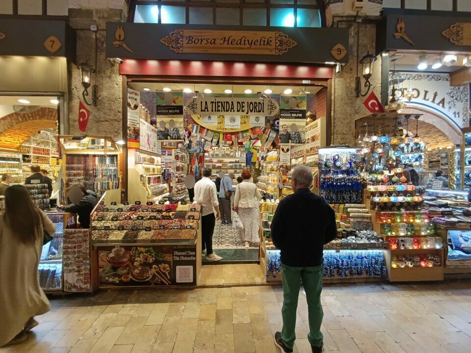 Gıda malzemeleri ve baharatlar La Tienda De Jordi, İstanbul, foto