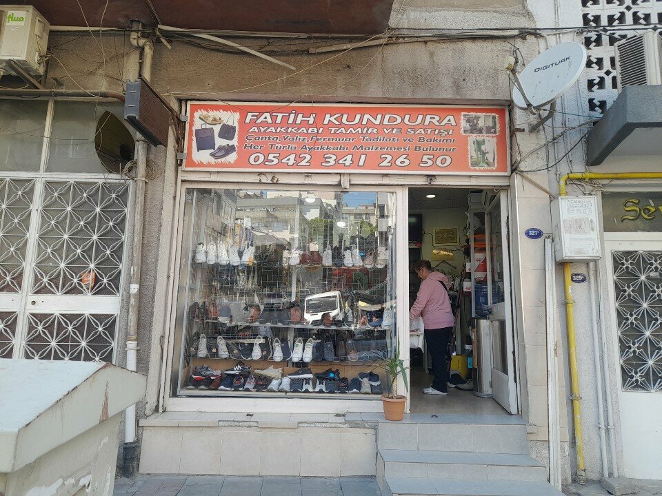 Ayakkabı tamiri Fatih Kundura, İzmir, foto