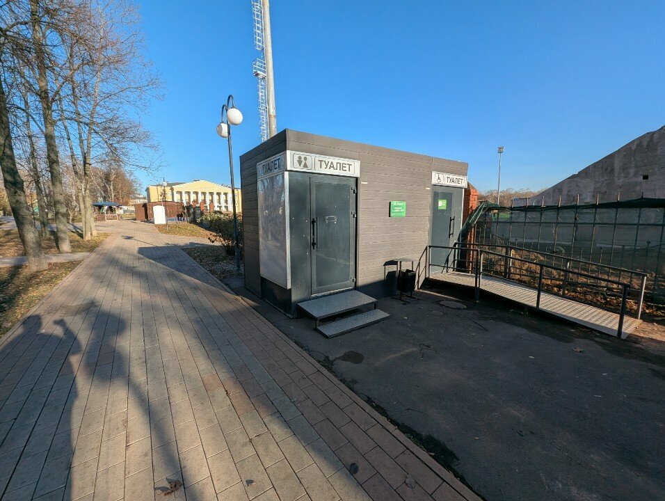 Tuvalet Toilet, Liubertsy, foto