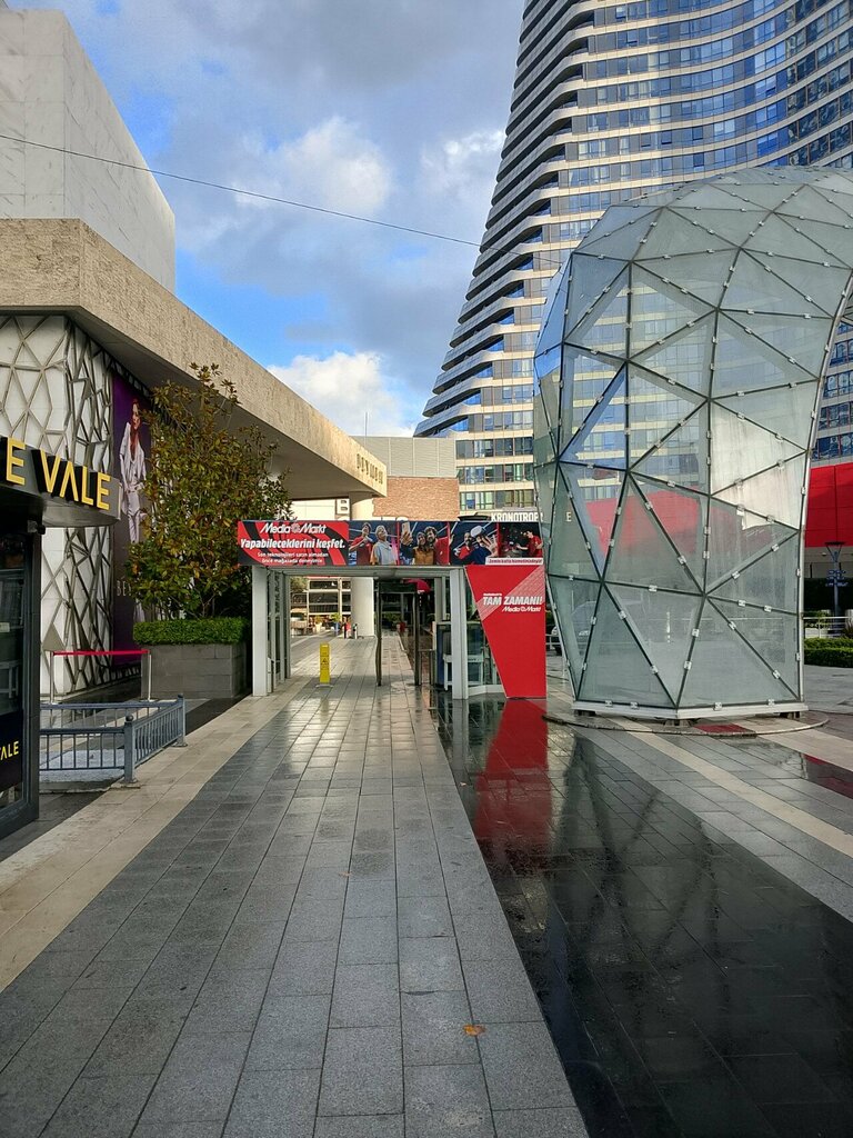 Giyim mağazası Rivus - Metropol Avm, İstanbul, foto