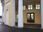 Веста (Lenina Avenue No:16), giyim mağazası  Kronstadt'tan