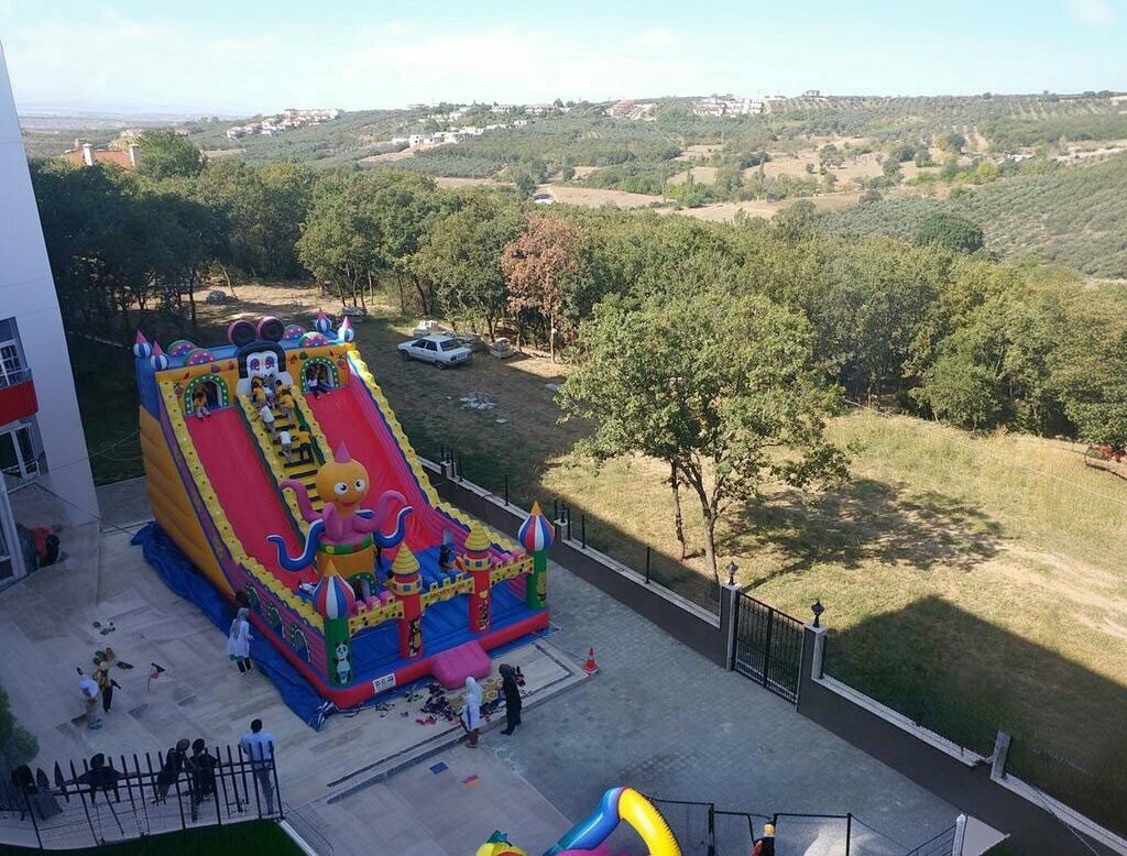 Özel okul Özel Yedi Renkli Çınar Okulları, Mudanya, foto