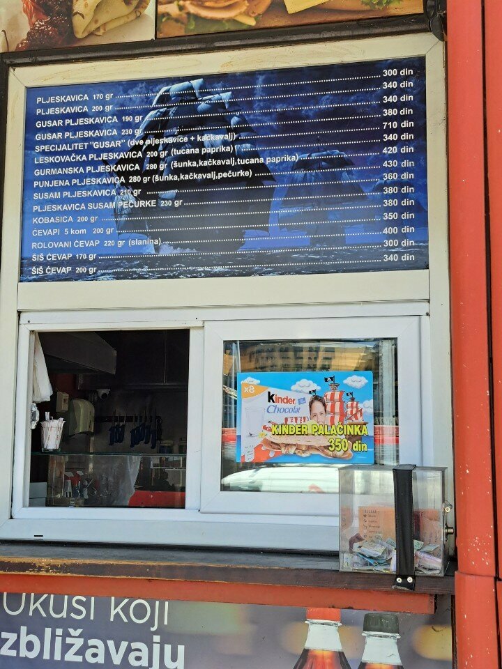 Fast food Fast Food 'gusar', Belgrad, foto