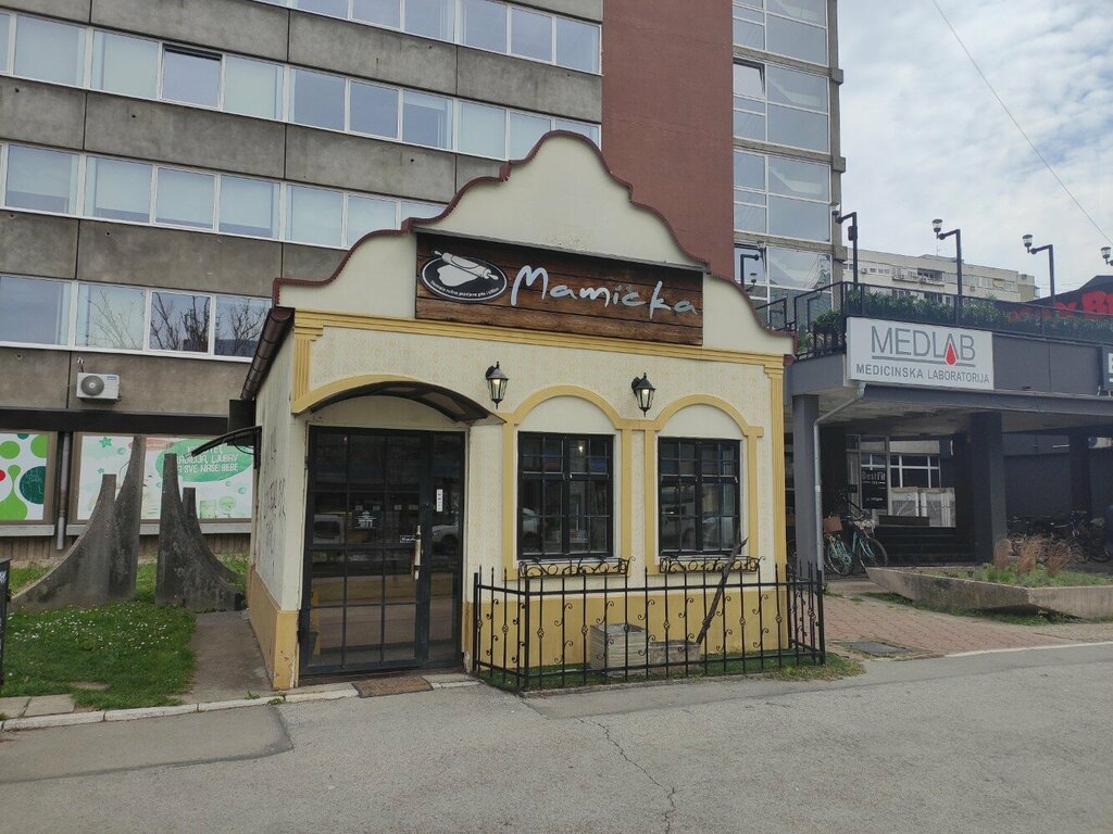 Ekmek fabrikaları Mamička, Novi Sad, foto