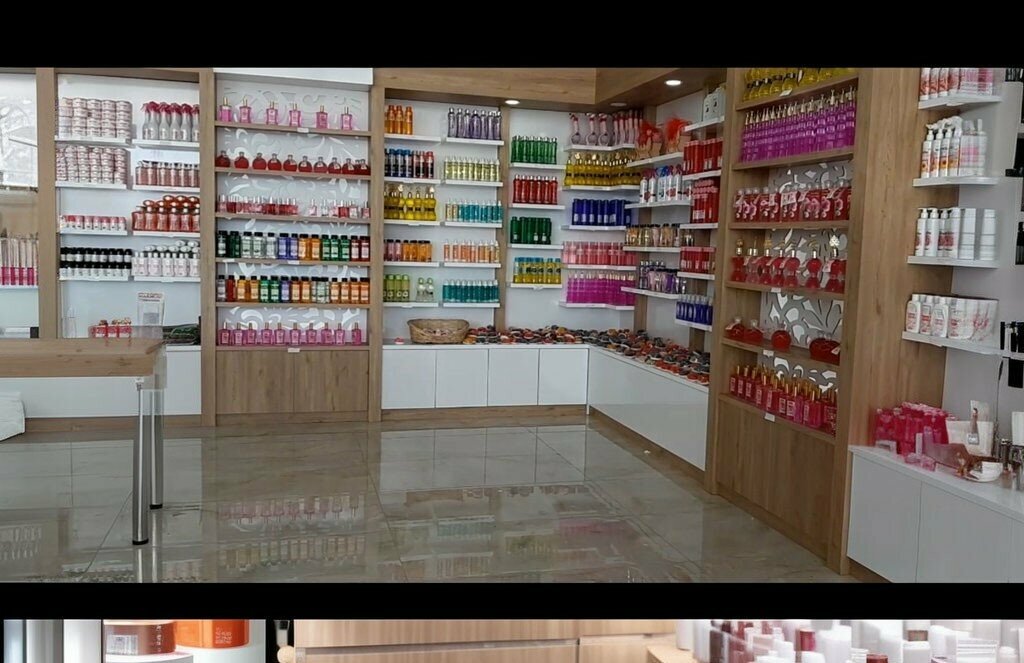 Kozmetik ve parfümeri mağazaları Gülpınar Doğal Gül Ürünleri, Keçiborlu, foto