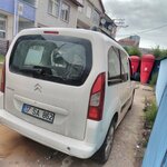 Derince Gençlik Ve Kültür Evi (Kocaeli, Derince, Çenedağ Mah., Erdal Sok., 7), sergi salonları, galeriler  Derince'den