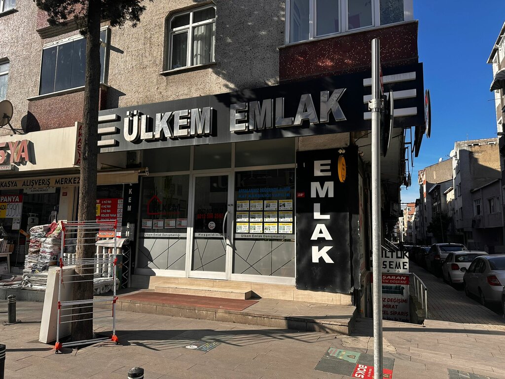 Emlak ofisi Ülkem Emlak, İstanbul, foto