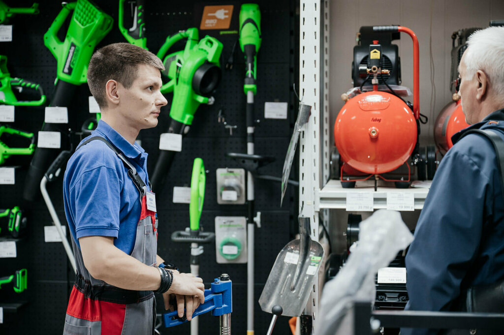 i̇nşaat gereçleri Master plus, Tomsk, foto