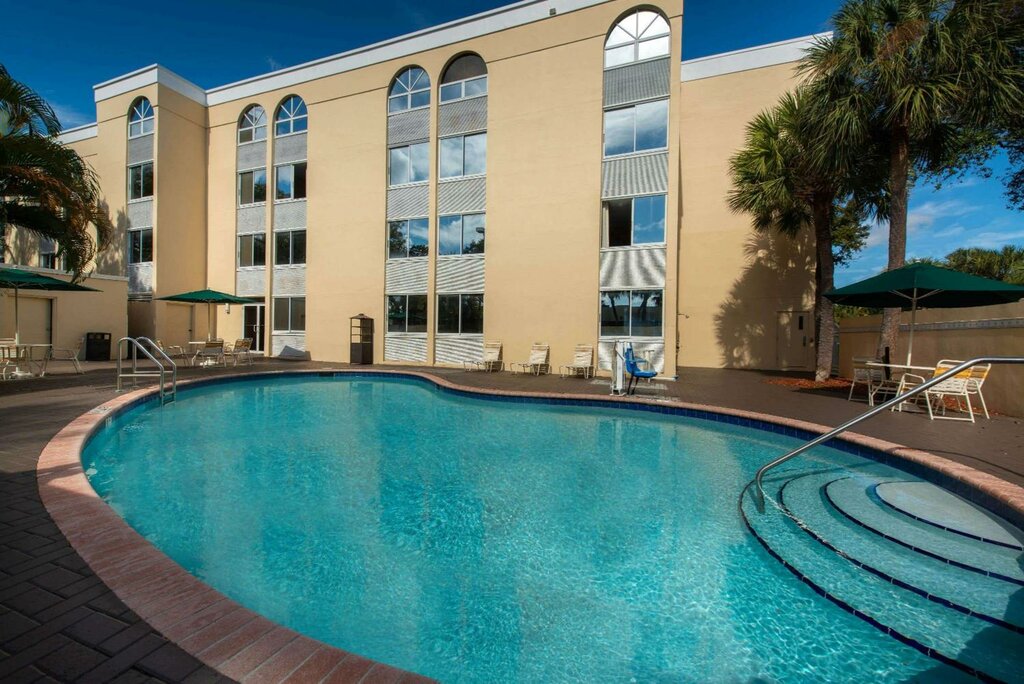 Otel La Quinta Inn & Suites by Wyndham Deerfield Beach I-95, Deerfield Beach, foto