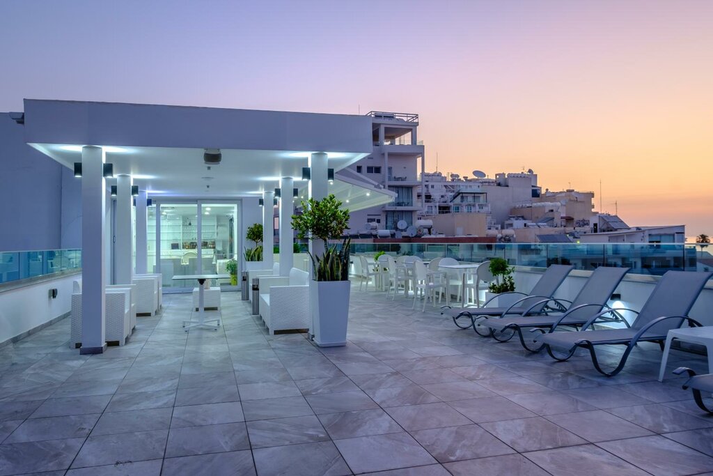 Otel Art & Wine Studios and Apts, Larnaka, foto