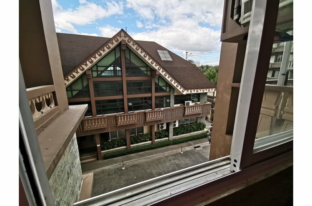 Otel SweetSuites at Pine Crest New Manila, Quezon Şehri, foto