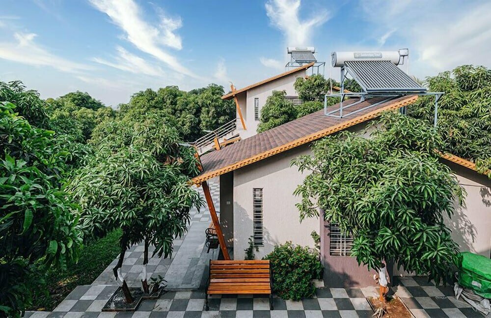 Otel Freesia Resort by Express Inn, Maharaştra, foto