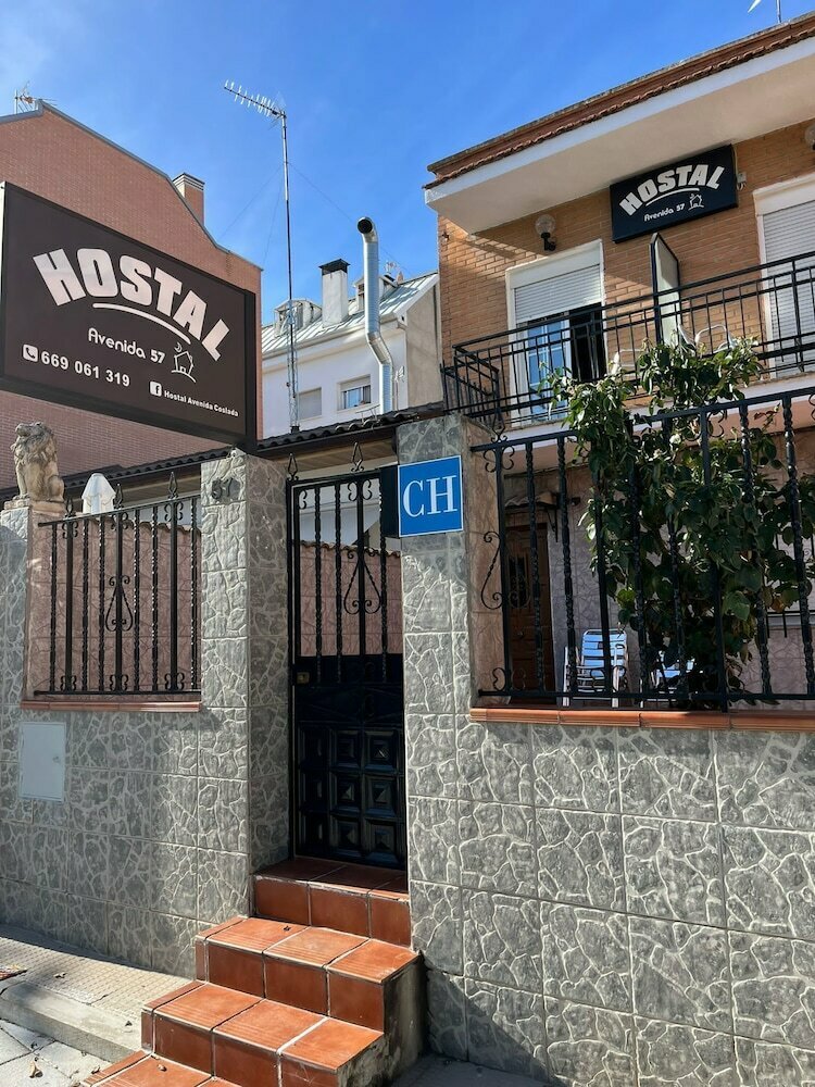 Otel Hostal avenida 57, Madrid, foto