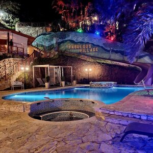 Fabulous Village & Resort (Duarte), otel  Duarte İli'nden