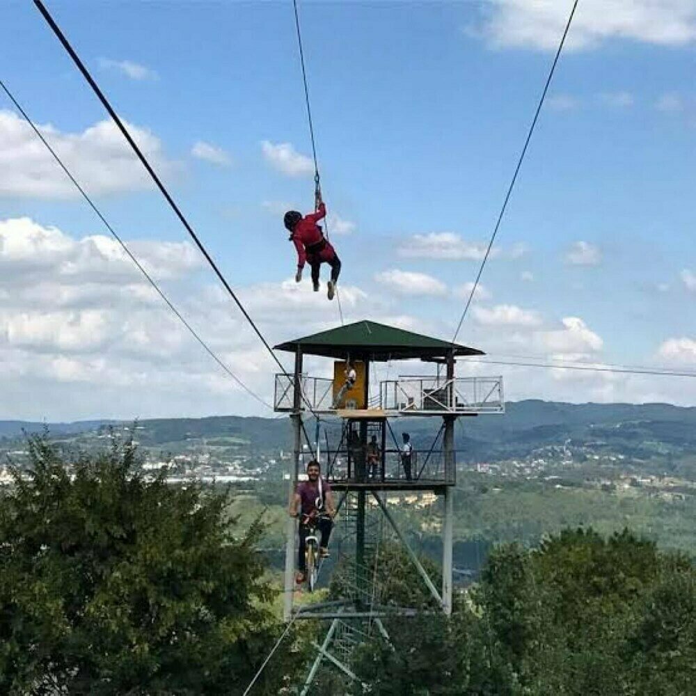 Otel Maşukiye'de Doğa ile Çevrili Taş Ev, Kartepe, foto