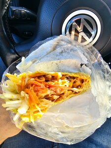 Фудтрак Шаурма (Leninskaya ulitsa No:49), fast food  Dokshitsi'den