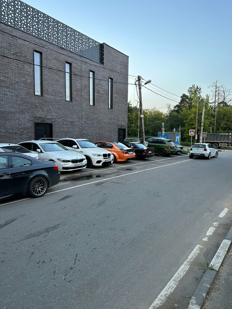 Otomobil servisi BMW Renovate, Moskova ve Moskovskaya oblastı, foto
