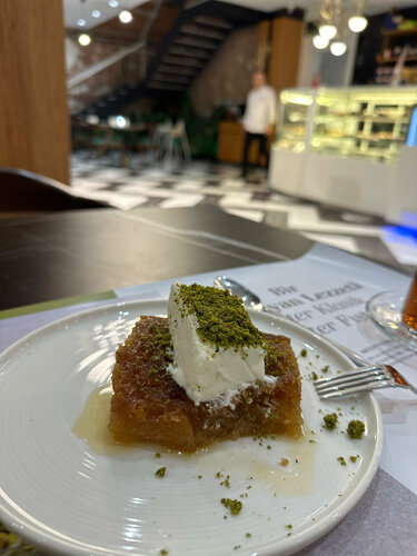 Pasta, şekerleme ve tatlı Özsüt Kahramanmaraş, Kahramanmaraş, foto