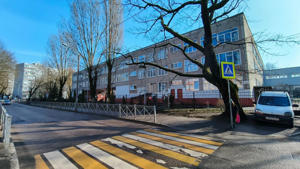 Ortaokul MAOU Secondary School № 38, Kaliningrad, foto