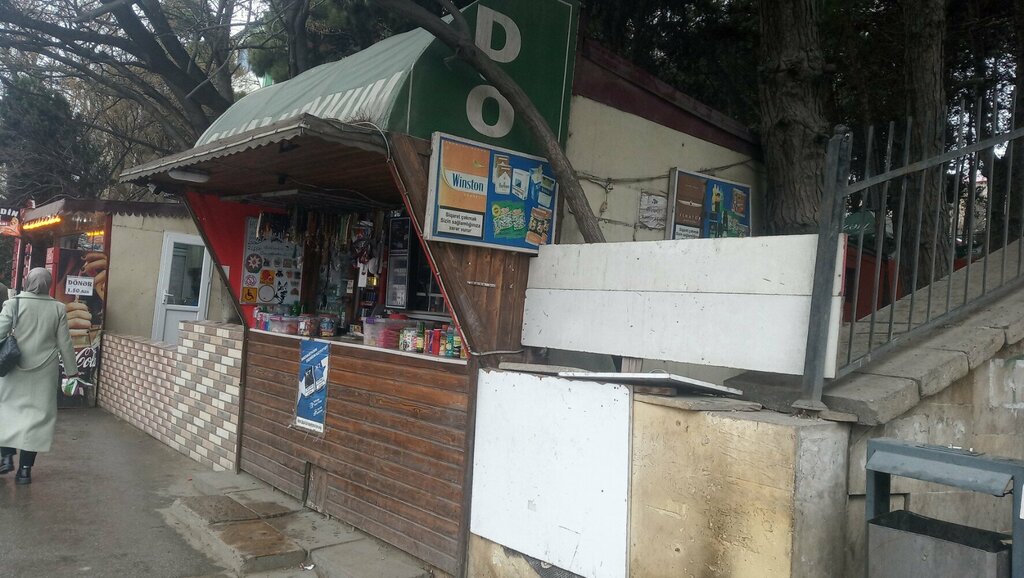 Gazete bayi Köşk, Bakü, foto
