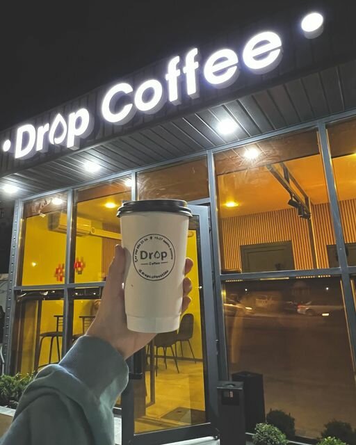 Kahve dükkanları Drop Coffee, Aktav, foto