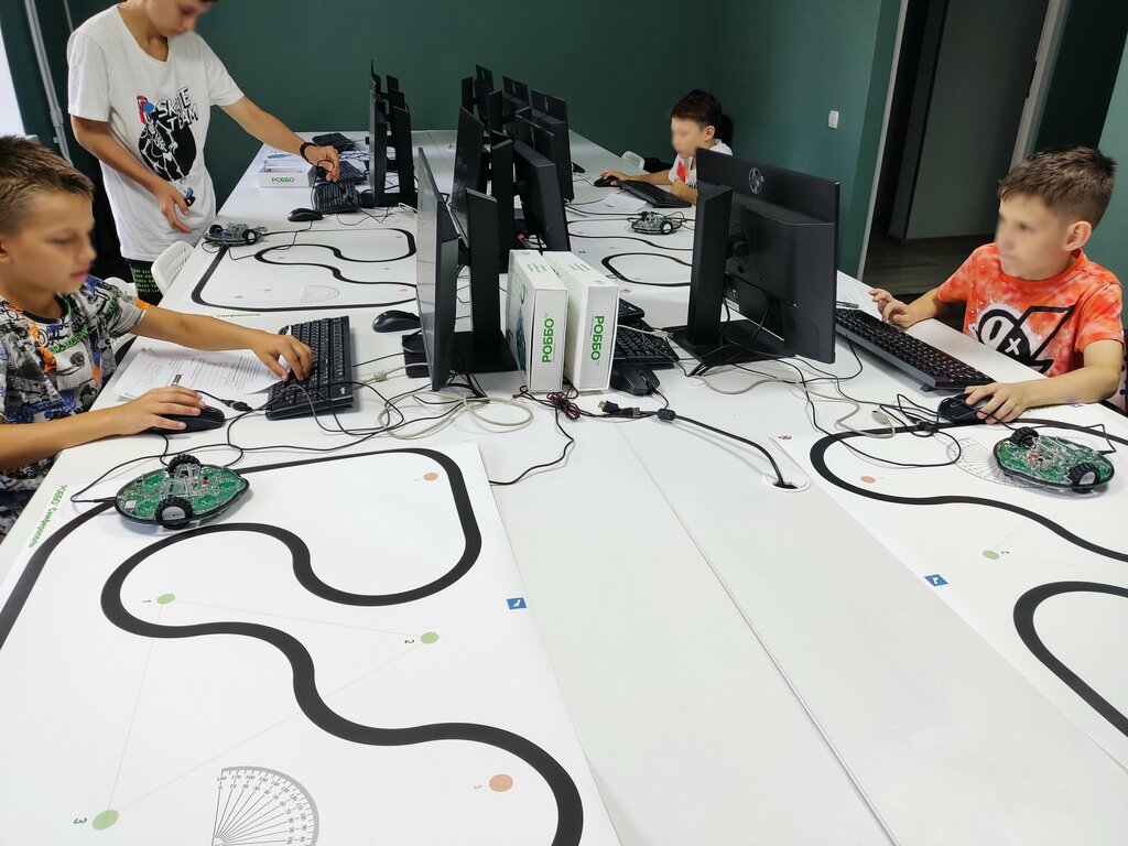 Çocuk ve gençlik merkezleri Robototehnika i programmirovanie, Simferopol (Akmescit), foto