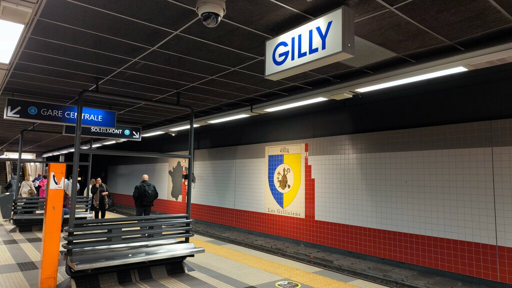 Hızlı ulaşım istasyonu Gilly Gilly, Charleroi, foto