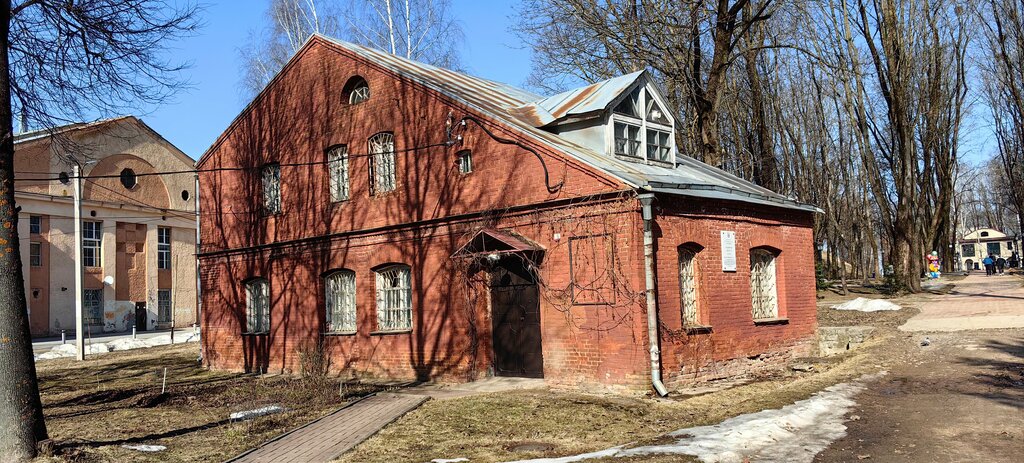 Turistik yerler Надворный флигель, Smolensk, foto