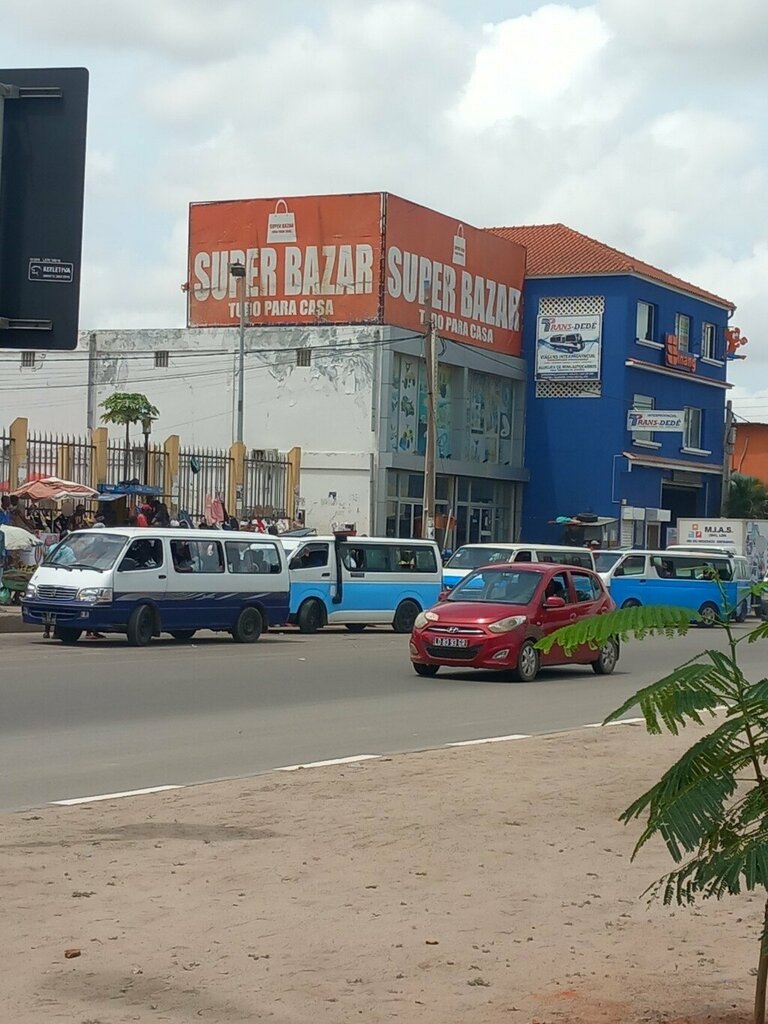 Mobilya mağazaları Super Bazar, Loanda, foto