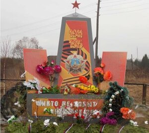 Павшим воинам в 1941-1945 гг. (Krasnoyarsk Territory, Yeniseyskiy rayon, Podgornovskiy selsovet, selo Podgornoye, Klubny pereulok), anıt, heykel  Krasnoyarski krayından