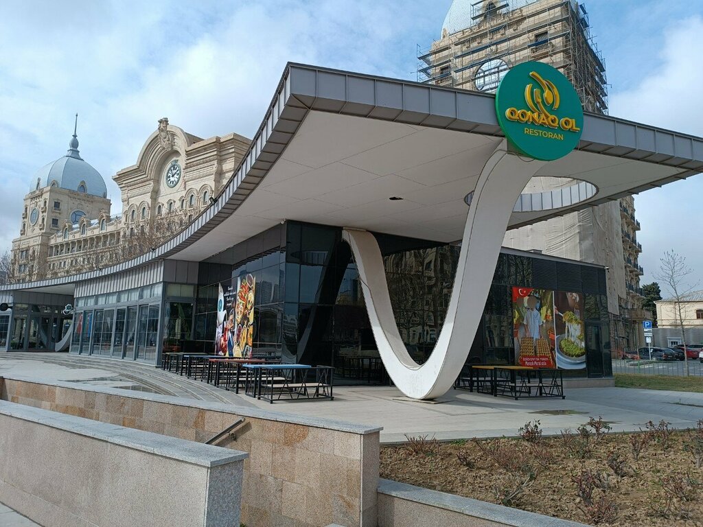Restoran Qonaq Ol, Bakü, foto