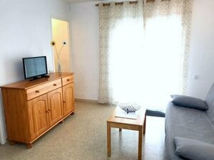 Apartamento Lisboa 65 (Comunidad Autònoma de Cataluña, Girona, Calle de Roses, 9), otel