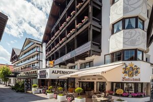 Alpenlove - Adult SPA Hotel (Upper Austria, Linz-Land, Dorfplatz, 28), otel  Tirol'den