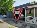 Rich Fish Cafe (Kurmanbek Street No:4А), kafe  Celalabat'tan