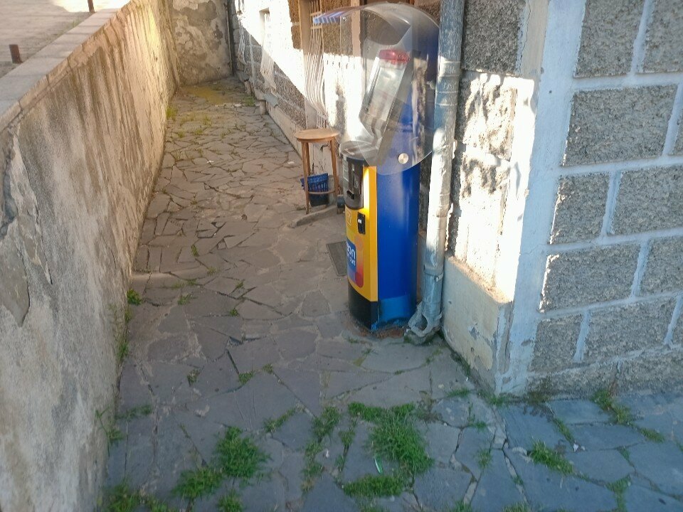 Satış ekipmanları firmaları Pay box, Tiflis, foto