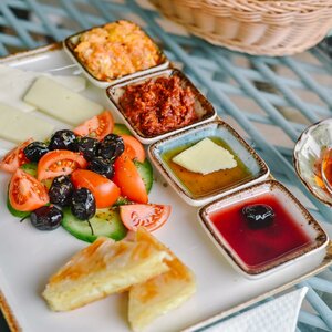 Çengelköy Börekçisi (Kavacık Mah., Okul Cad., No:29, Beykoz, İstanbul), pasta, şekerleme ve tatlı  İstanbul'dan