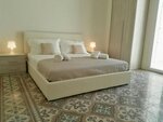 B&b La Maiolica (Apulia, Lecce, Via Roma, 240), otel  Puglia'dan