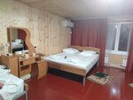У причала (Naberezhnaya ulitsa No:3, khutor Galiyovka), otel  Voronejskaya oblastından