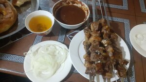 Шашлычная Ходжи Мурод (Sughd Province, İsfere İlçesi, Surx qishlog'i, ulitsa Bobodzhona Gafurova), kafe  Suğd (Sogd) ilinden