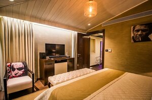 Planet Hollywood Goa Beach Resort (Goa, South Goa County, Salcete Taluk, Village of Utorda), otel  Goa'dan