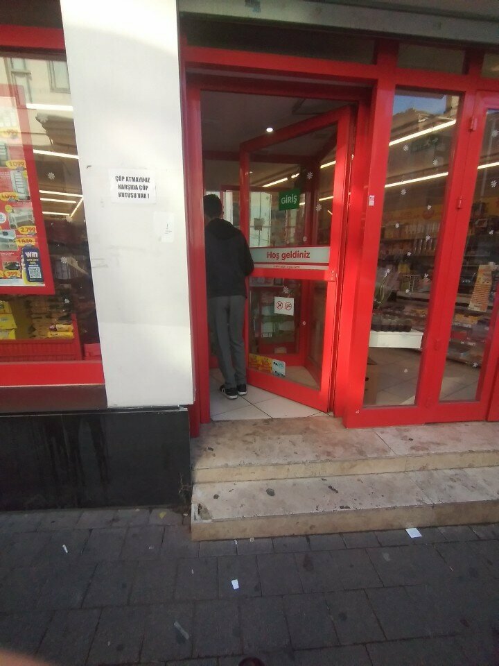 Süpermarket Şok, İstanbul, foto