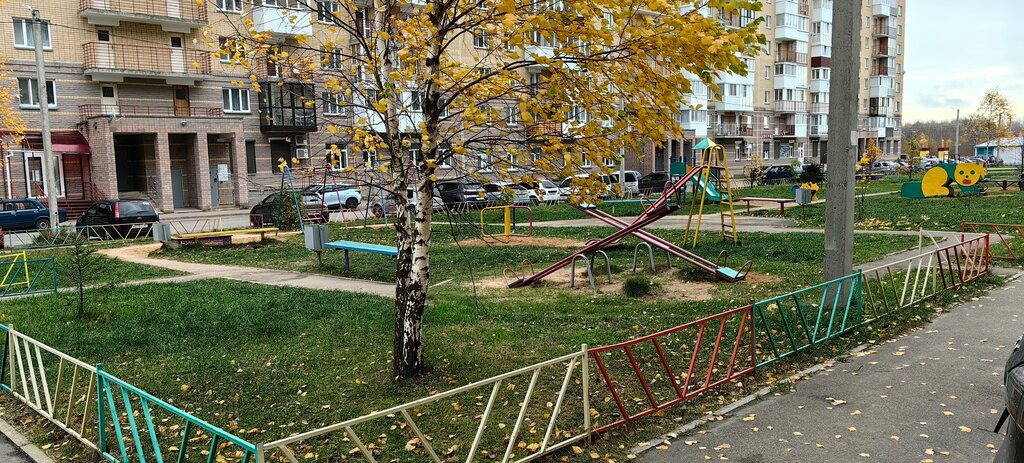Oyun alanı Playground, Smolensk, foto