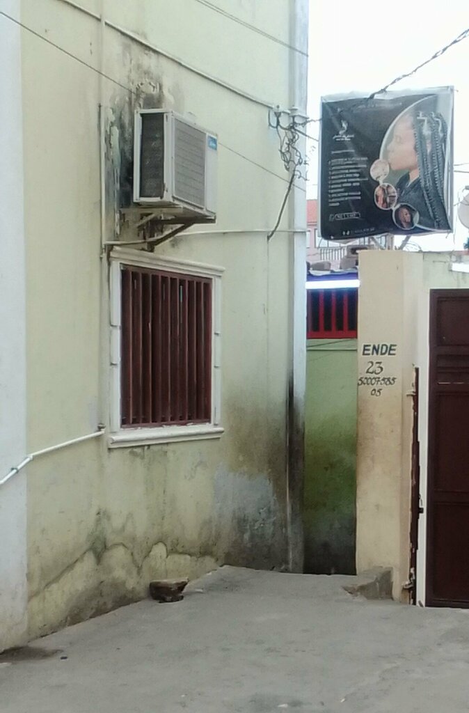 Güzellik salonu Salão de beleza, Loanda, foto