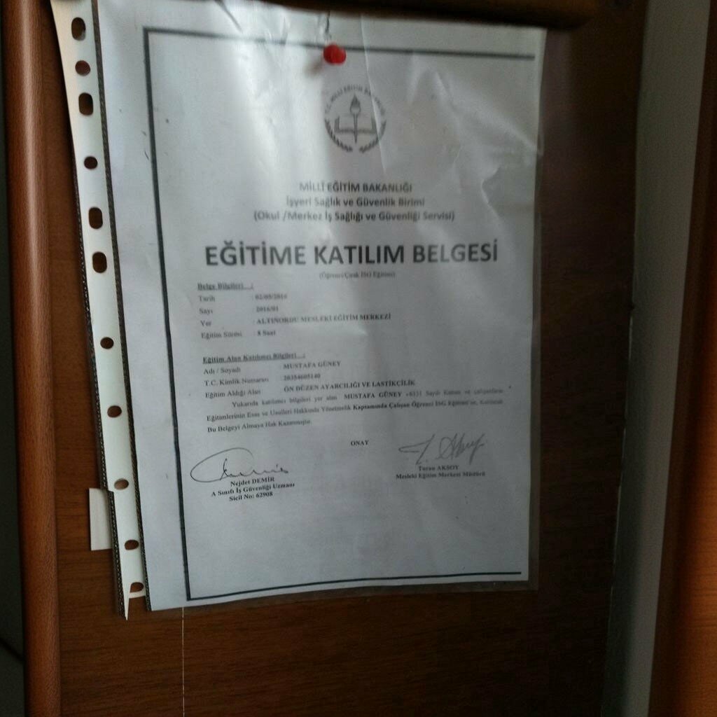 Oto lastik tamiri Yavuz Oto Lastik, Perşembe, foto
