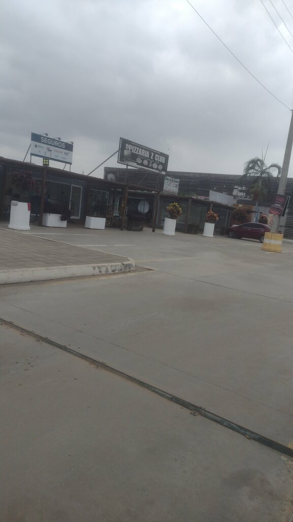 Restoran Z Club, Loanda, foto