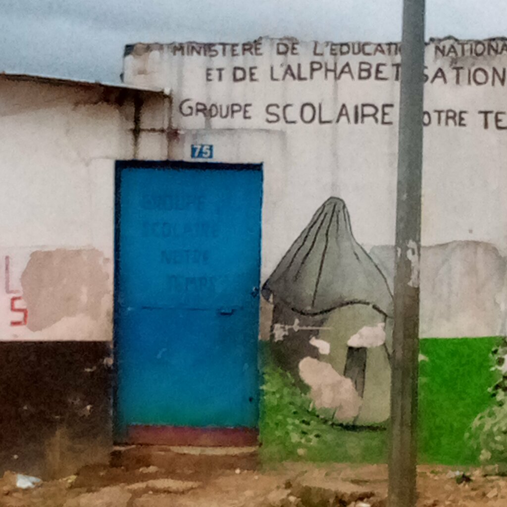 i̇lkokul École Primaire Notre Temps, Abican, foto